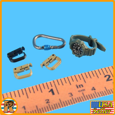 FSB Alpha Team Leader R - D Clips & Watch - 1/6 Scale