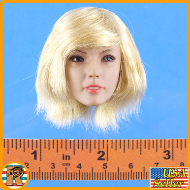 Griffin Legion Isabel - Head w/ Blonde Hair - 1/6 Scale
