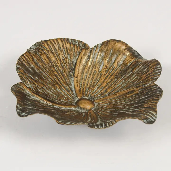 Waterlily Dish - Kuriosities