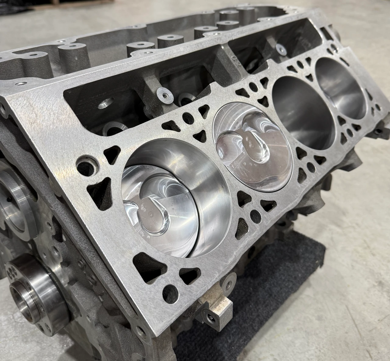 DMS Forged LT4 Short Block - Wet Sump - 377 Cubic Inch 1200hp Diamond ...