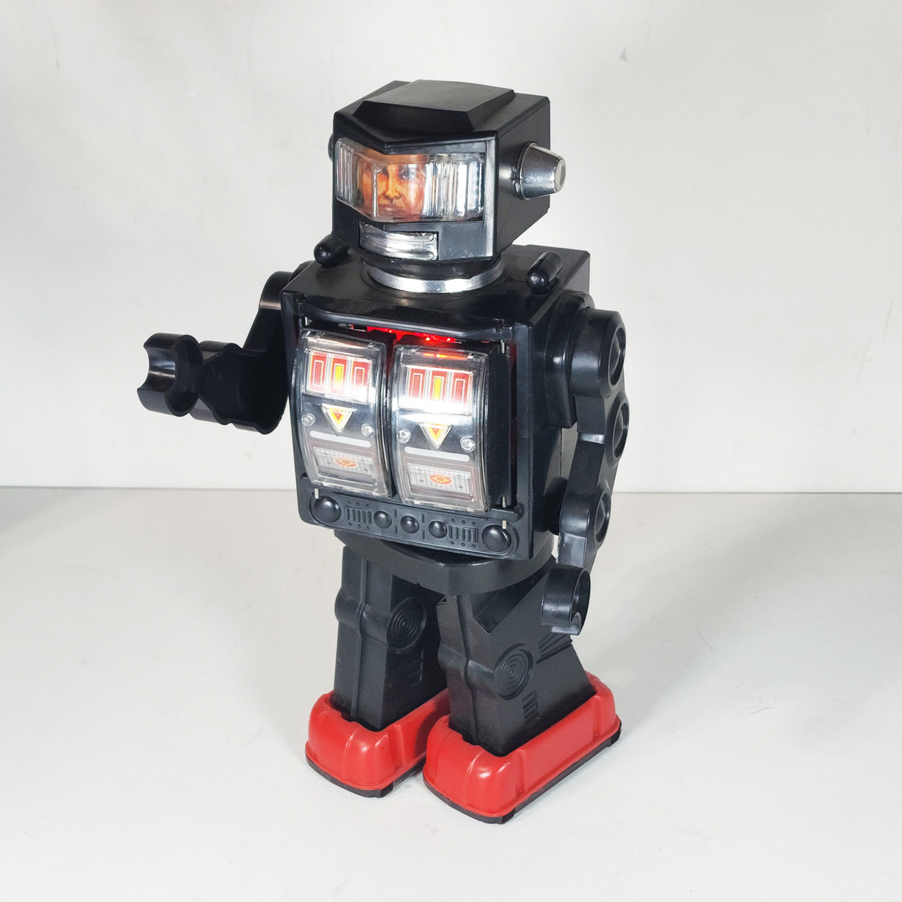 Vintage Moon Explorer Battery Operated Robot Tam Toys 2057