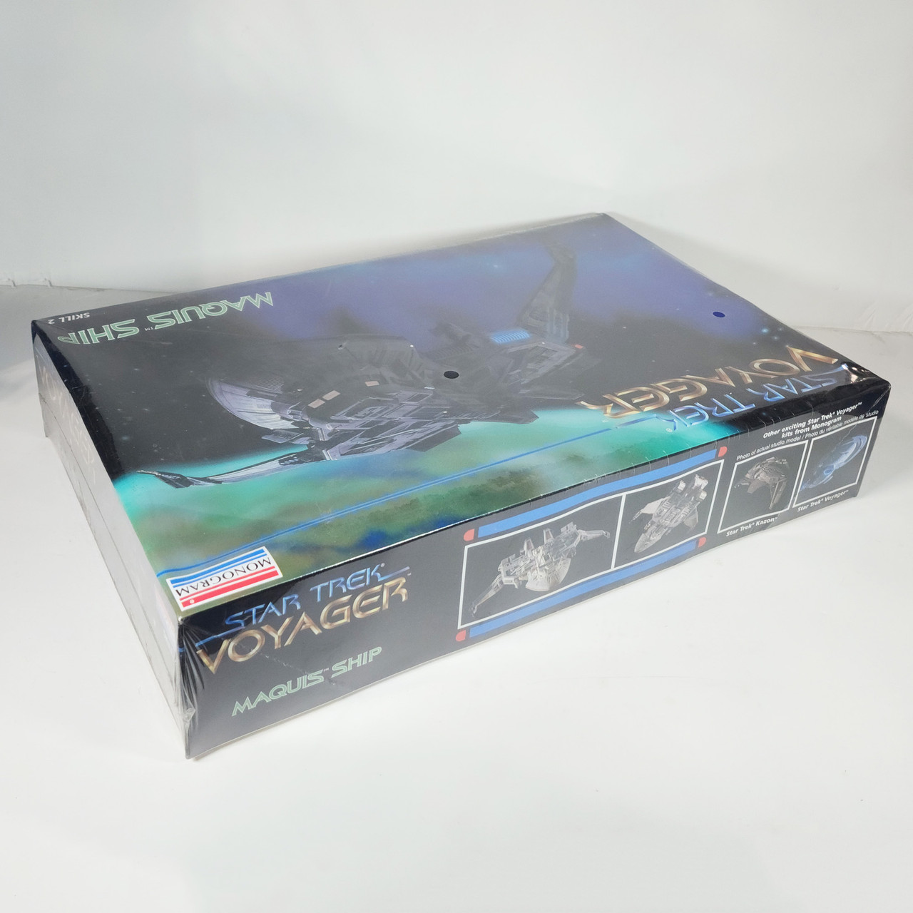 Vintage 1995 Star Trek Voyager Maquis Ship Model Kit Monogram 3605