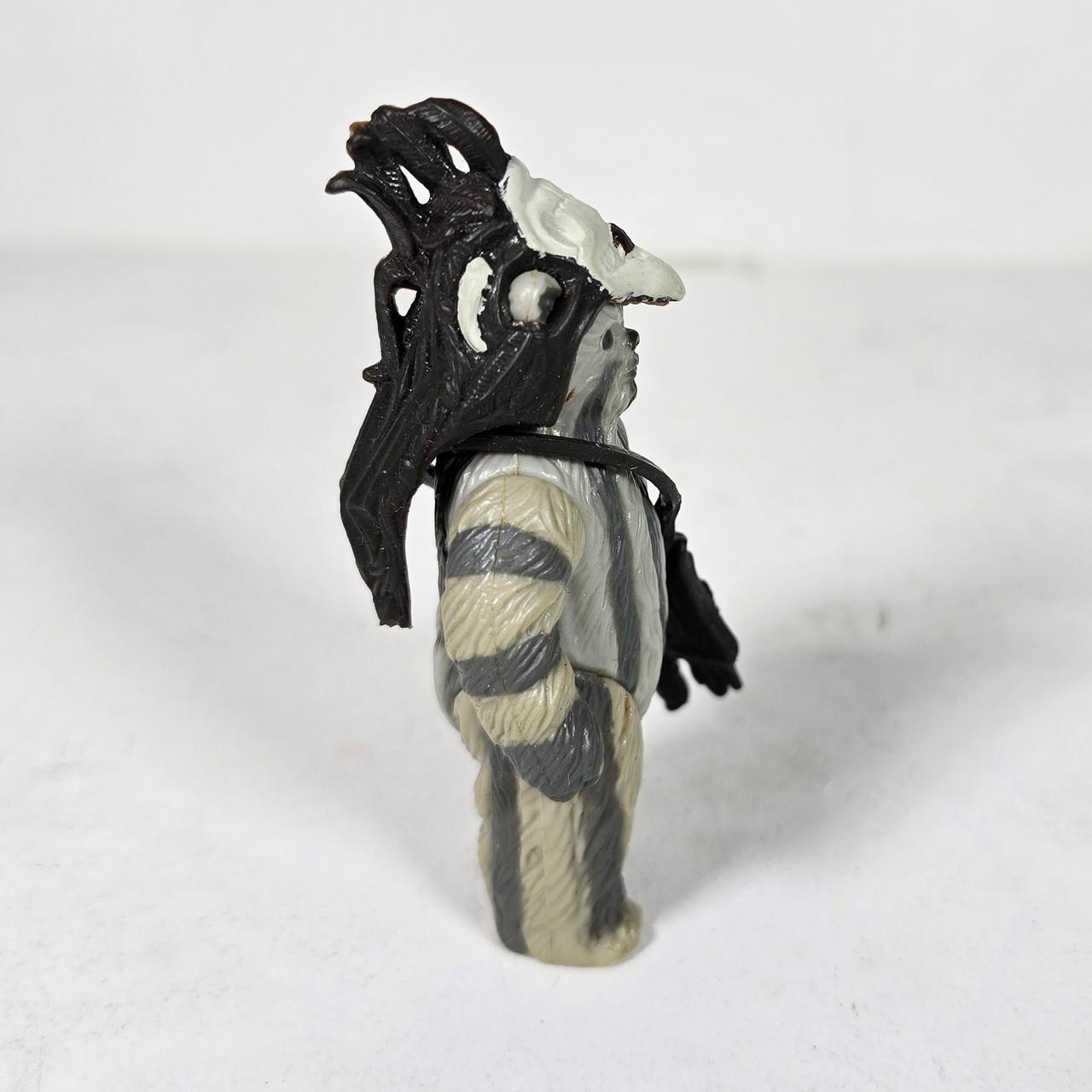 Vintage 1984 Kenner Star Wars Return of the Jedi Logray Action Figure 70710