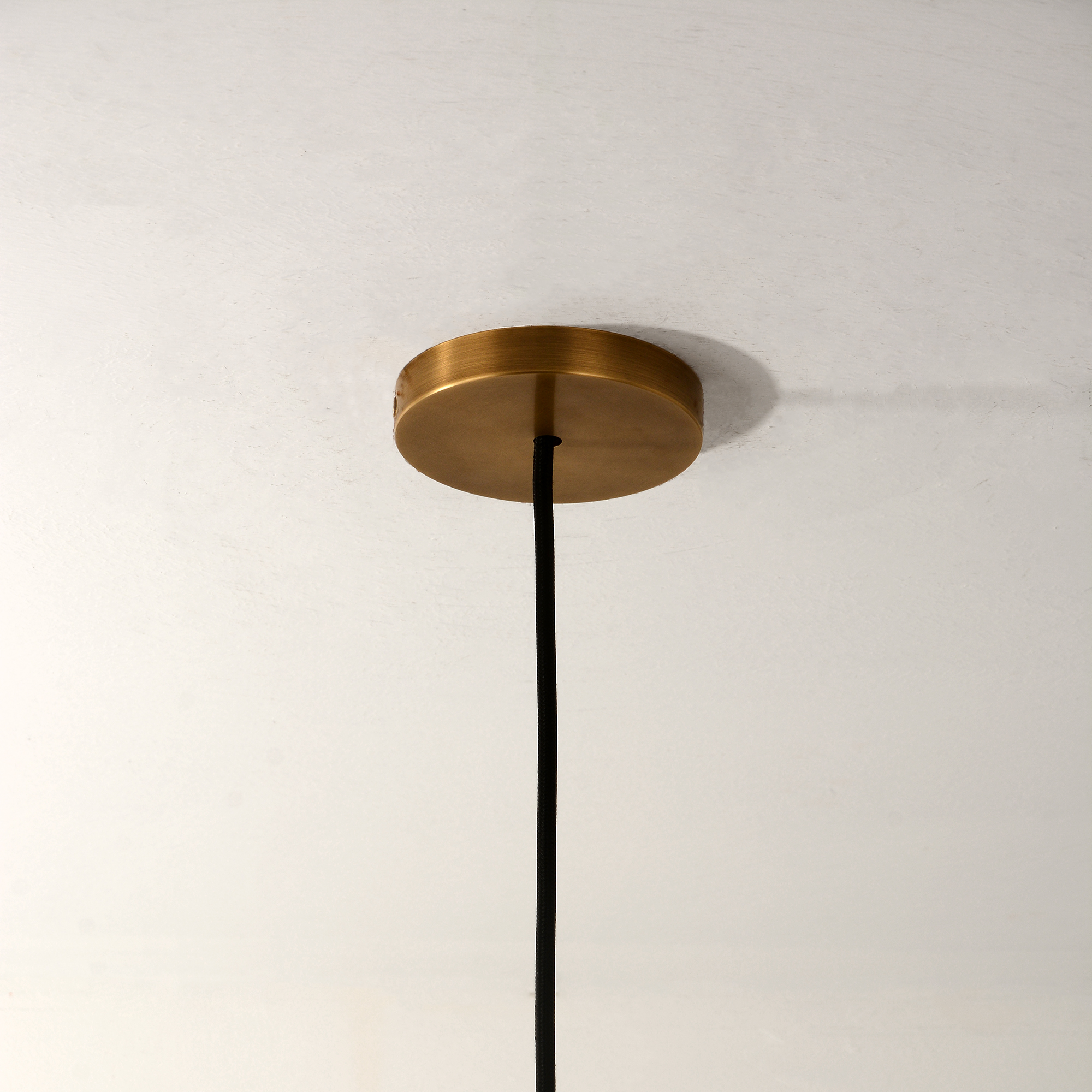 Arrow Crystal Large Pendant Brass - JimmyRaiden LLC
