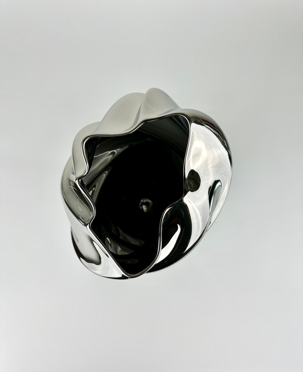 Cédric Ragot Silver Squall Vase - Russell Brightwell