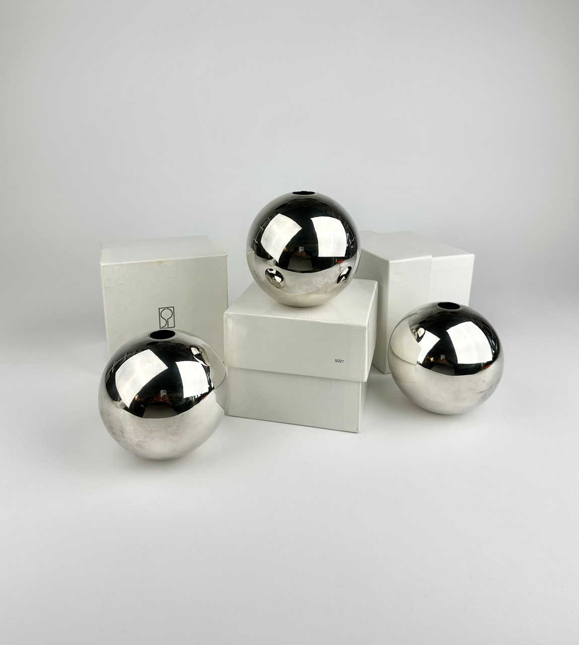 Trio of Robert Isabell for Swid Powell Silver Bud Vases - Russell ...