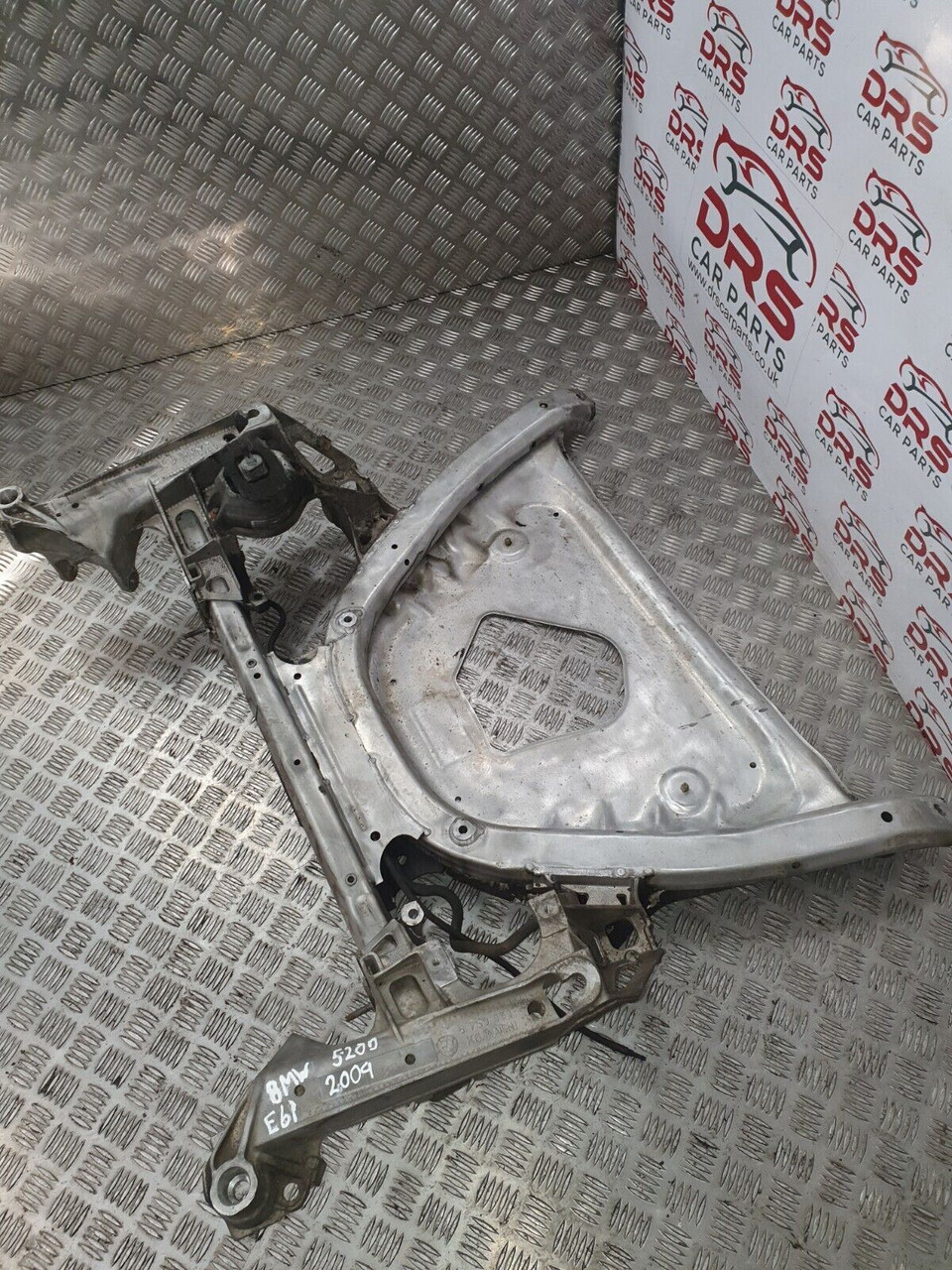 BMW 5 SERIES FRONT SUBFRAME 520D E61 E60 CRADLE + ENGINE COVER 2006 ...