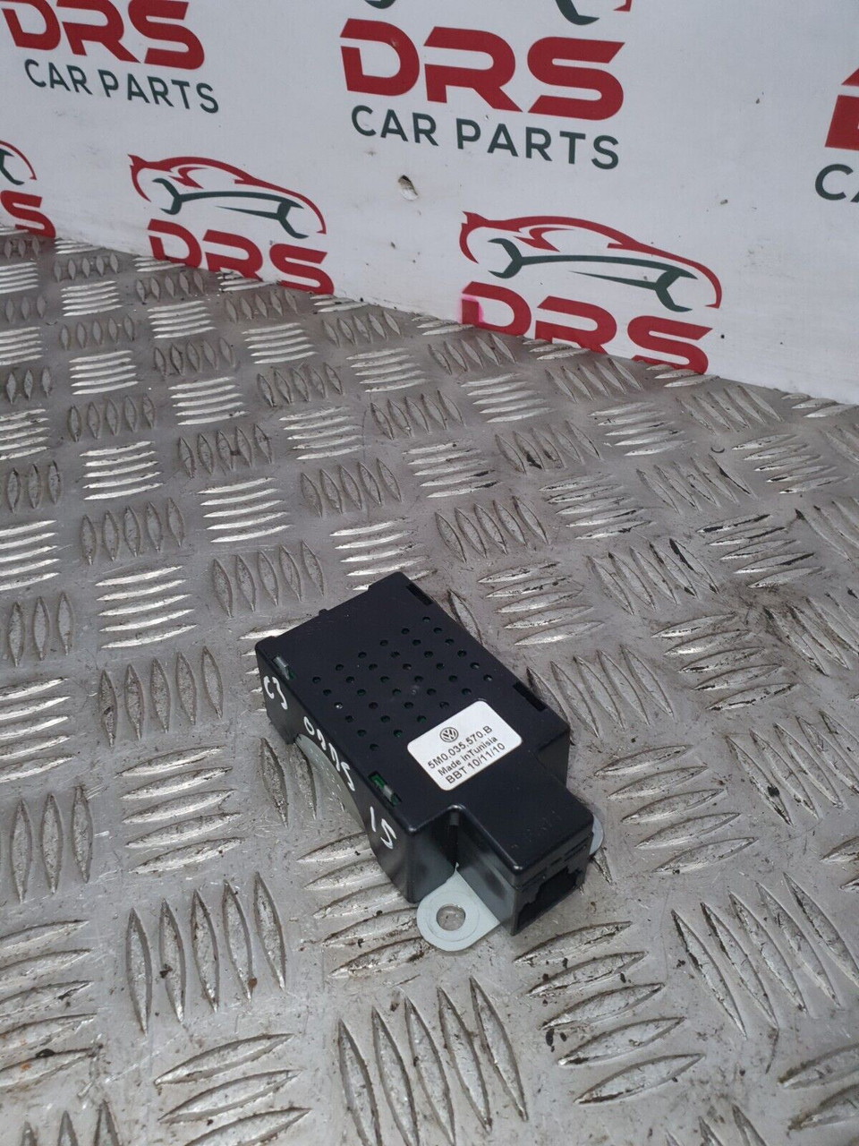 VW GOLF MK6 AMPLIFIER MODULE 5M0035570B ( 2009 - 2013) - DRS Car Parts