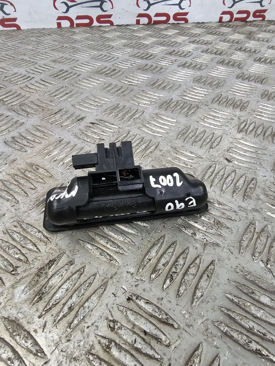 BMW E90 BOOTLID MICRO SWITCH RELEASE BUTTON 318i 3 SERIES 2005 - 2011 ...
