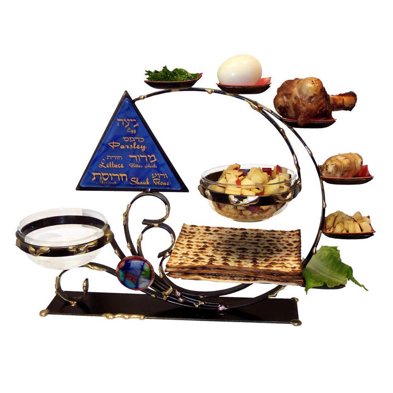 The Seder Plate: Symbolism and Meaning of Each Item ...