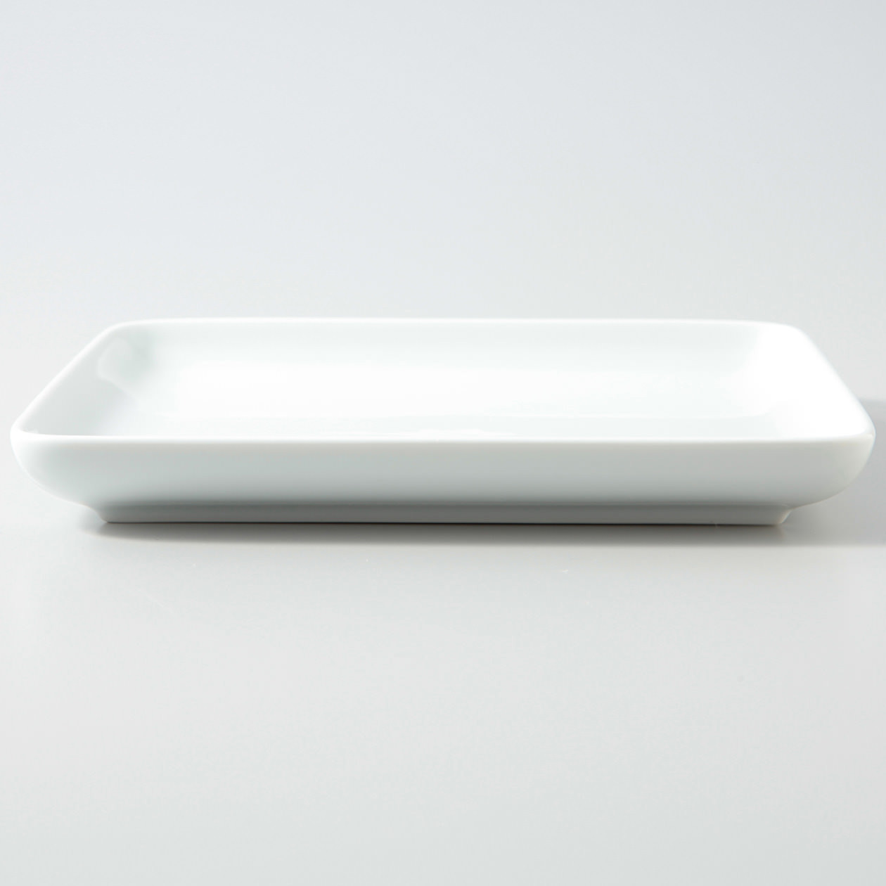 Quadratischer Teller aus Hakuji‐Porzellan, 18 cm | MUJI