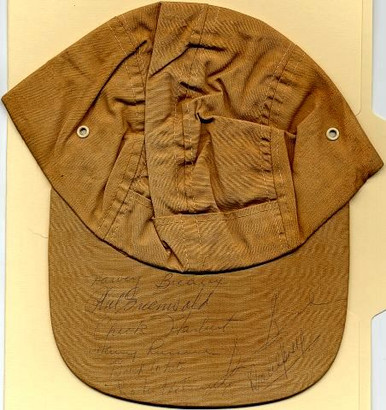 Golf hat handsigned by Sam Snead, Roberto DeVicenzo, Buck White, Chick ...