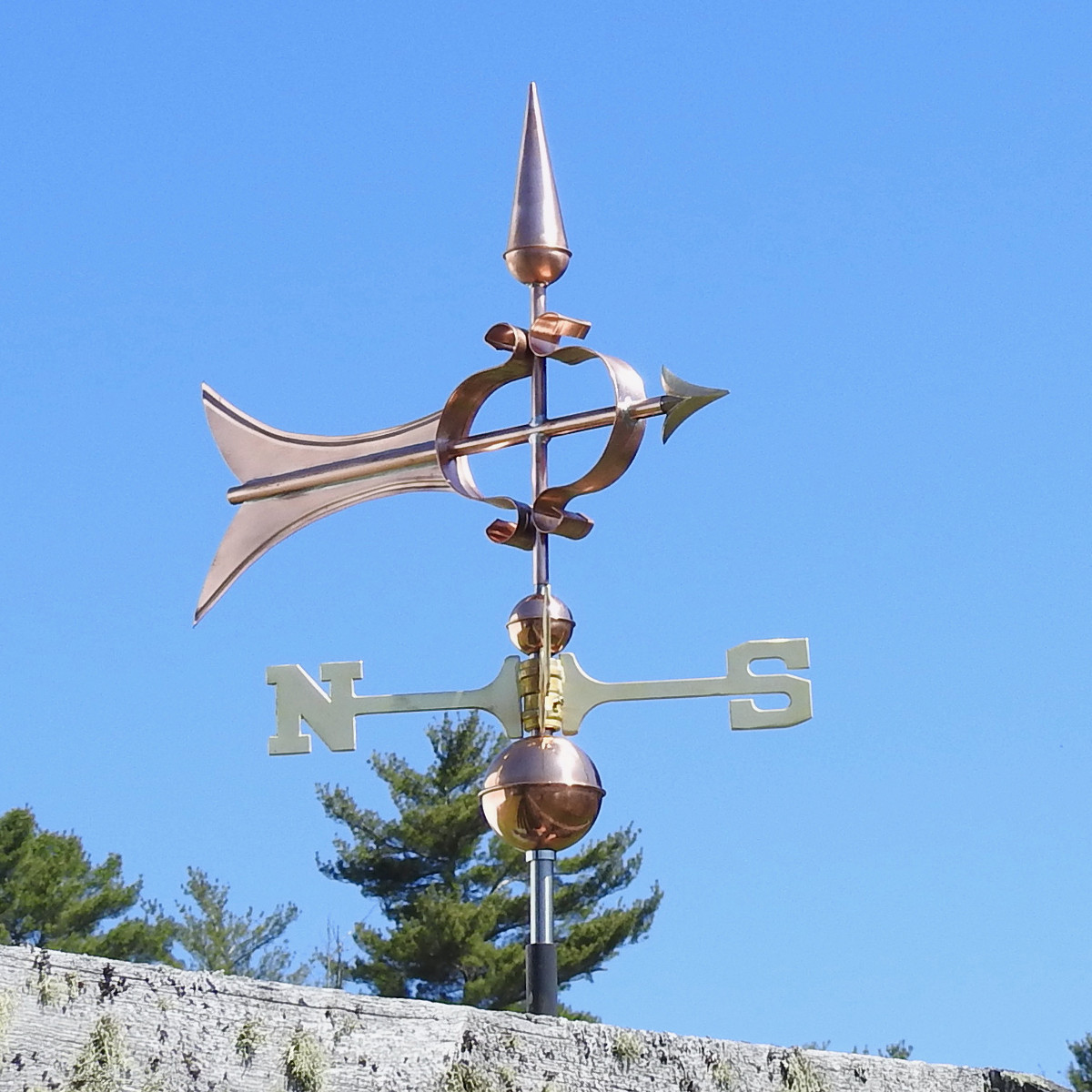 Arrow weathervane with Fleur de Lis