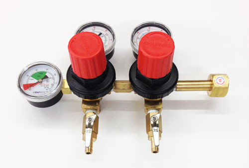 Two Product Two Pressure Carbon Dioxide (CO2) Regulator with Easy Turn ...