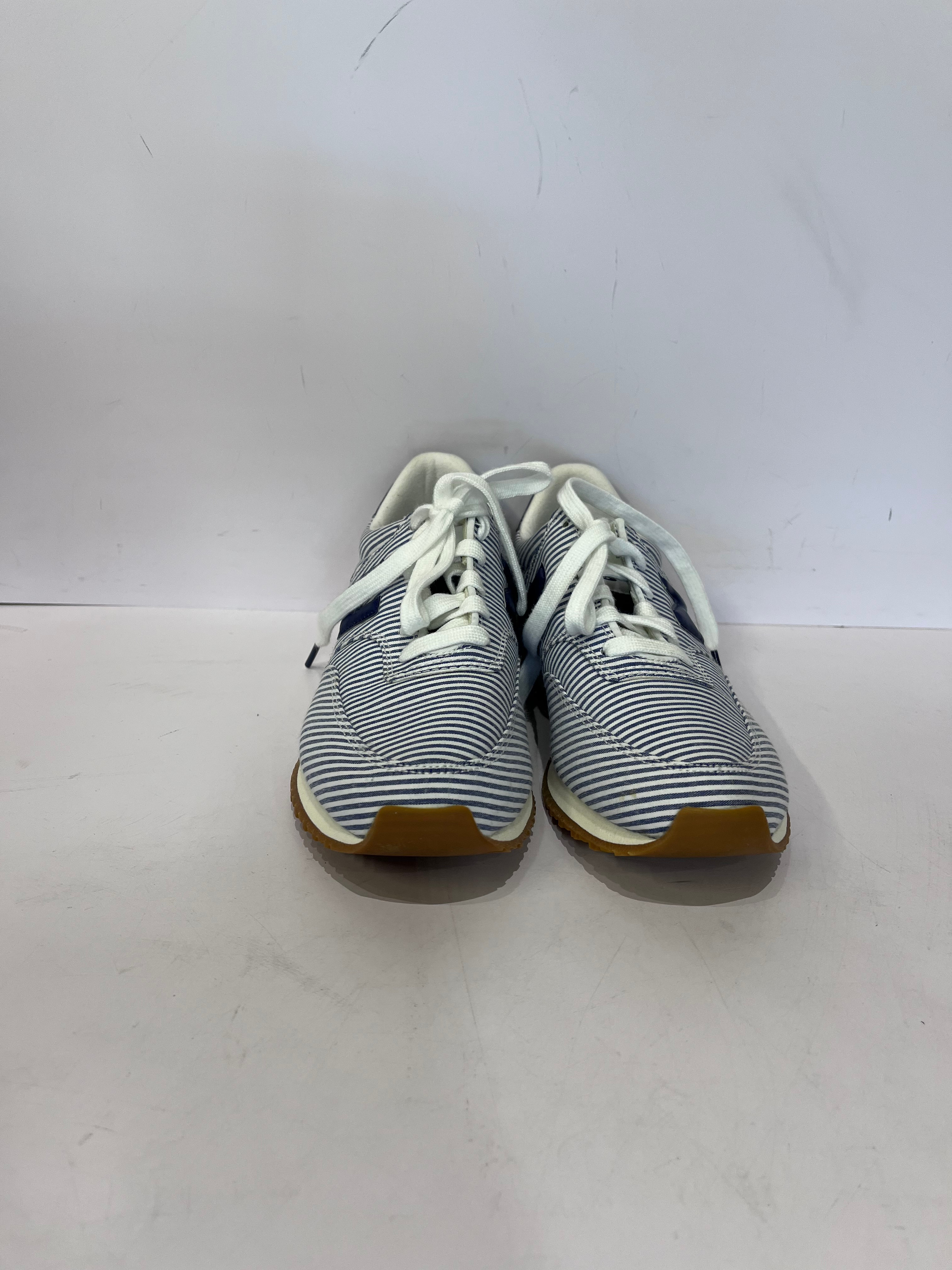 Used New Balance Performance Shoes 7.5