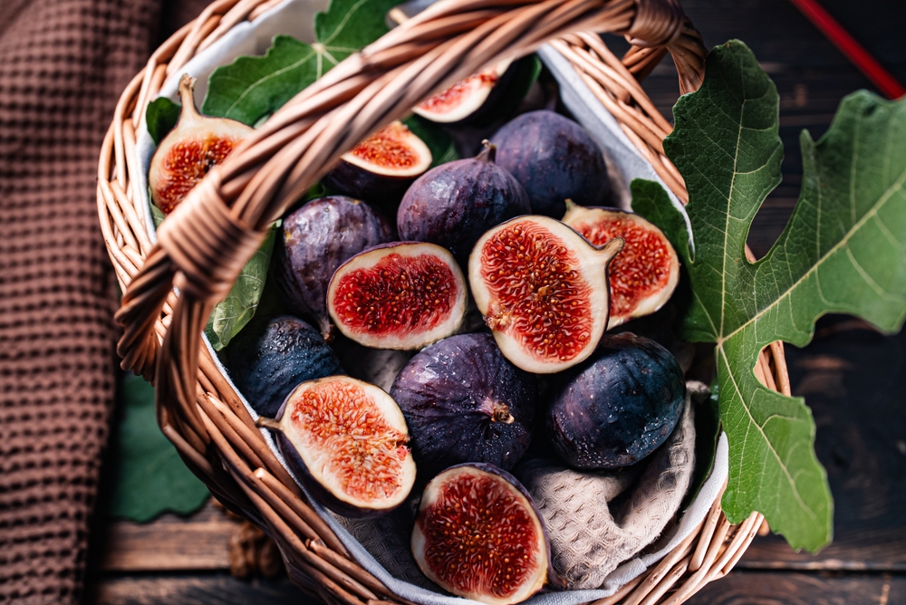Favorite Italian Fig Recipes - Merchant of Prato/ Italian Pottery