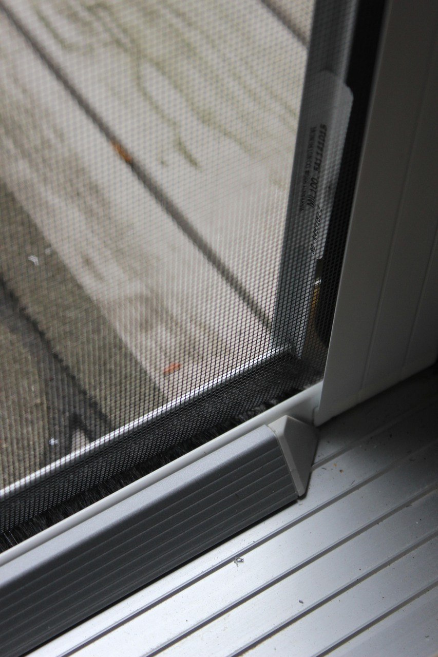 Genius Retractable Screen Door - Shop Best Retractable Screen Doors