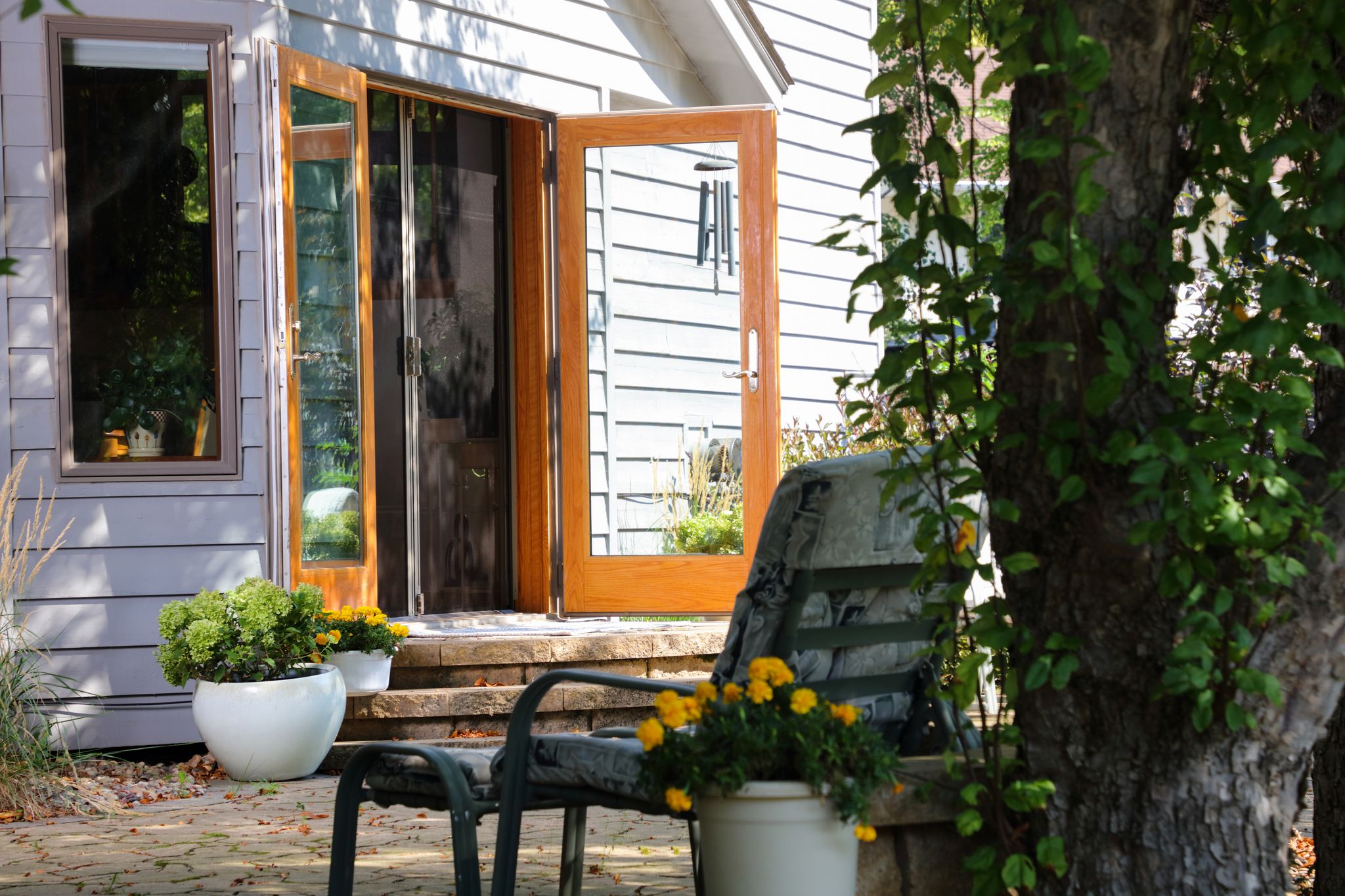 Genius® Screens - Shop Retractable Screens