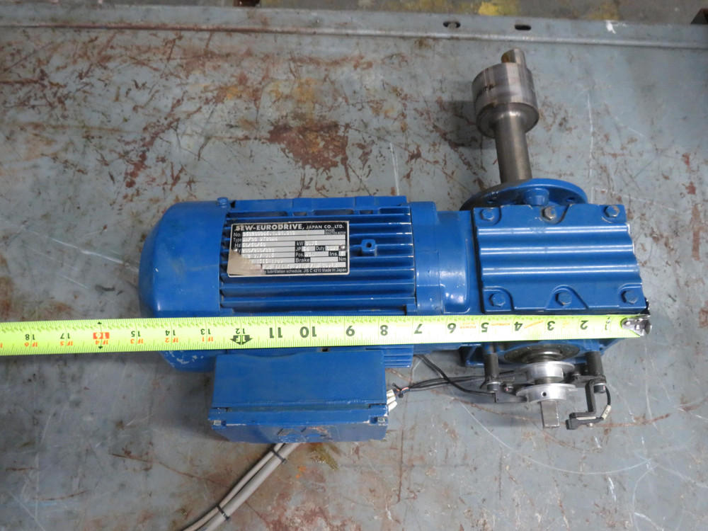 Used SEW-EURODRIVE WAF30 DT80N4 3 PHASE INDUCTION MOTOR 0.75 KW T155436 ...
