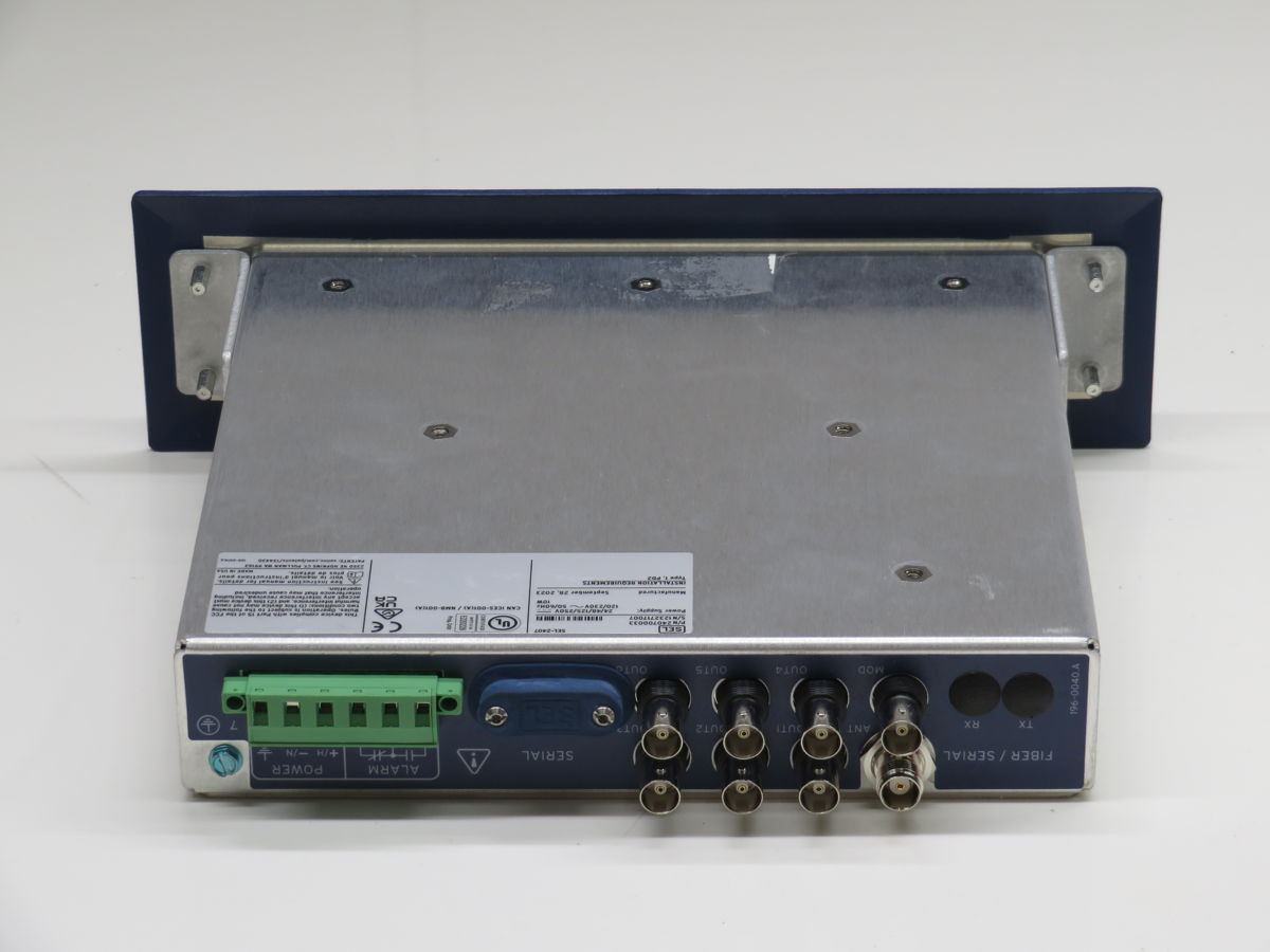 SEL-2407 SEL 240700033 SATELLITE-SYNCHRONIZED CLOCK