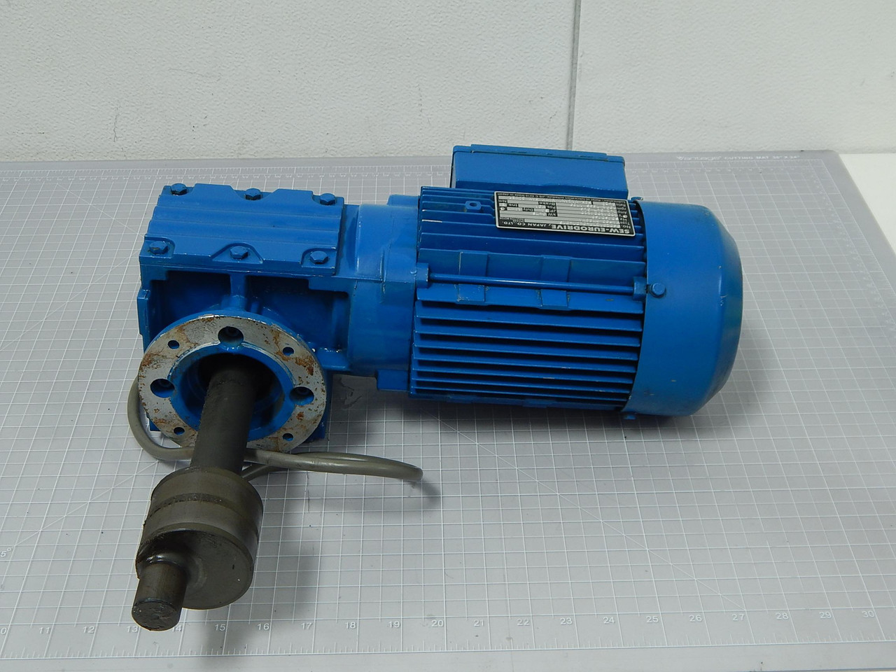 Sew-Eurodrive WAF30 DT80N4 Electric Motor with Gear