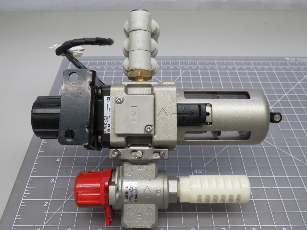 SMC VHS30-02 AW30-02B Pneumatic Filter / Regulator T156440 - OCO Industrial