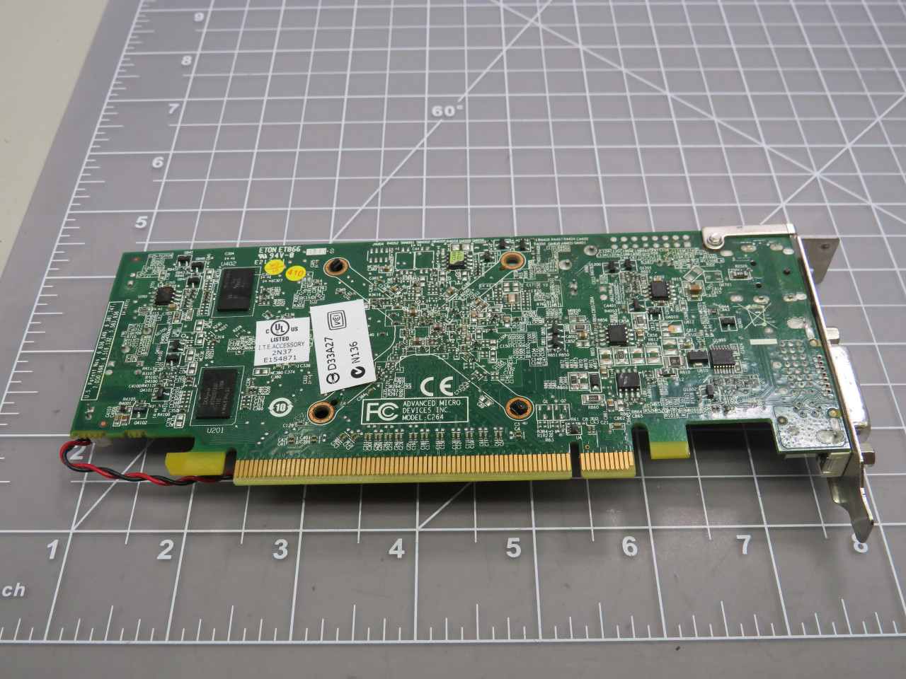 AMD 109-C26457-01 ATI-102-C26405 Graphics Video Card KCC-REM
