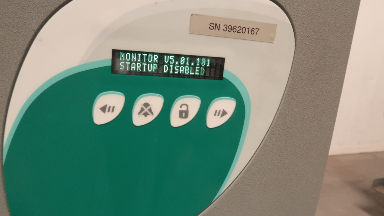 Siemens Microscan WalkAway 96 Plus Microbiological Culture Analyzer ...