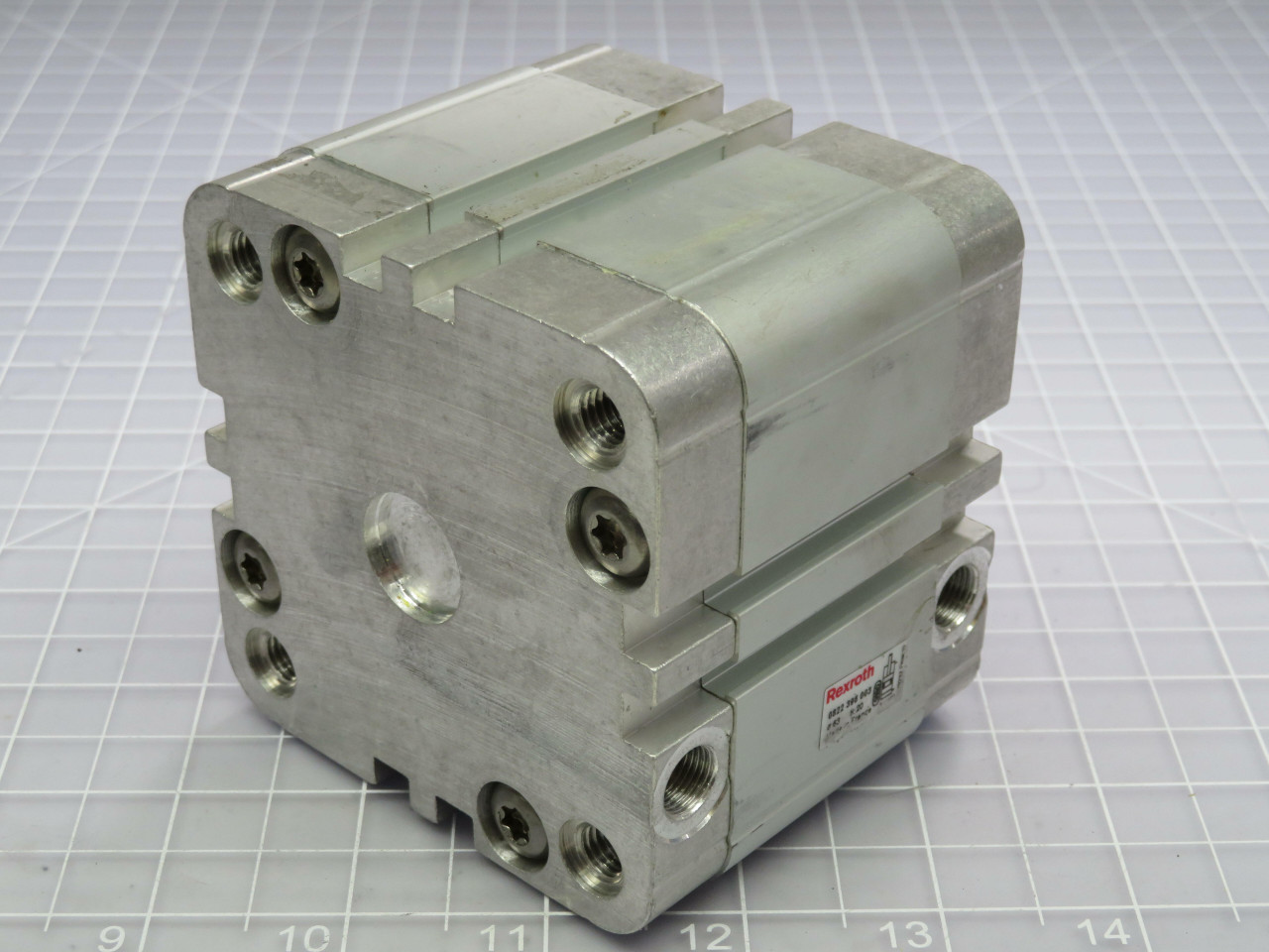 New REXROTH 0822 396 003 PNEUMATIC CYLINDER T173980 surplus at a great ...