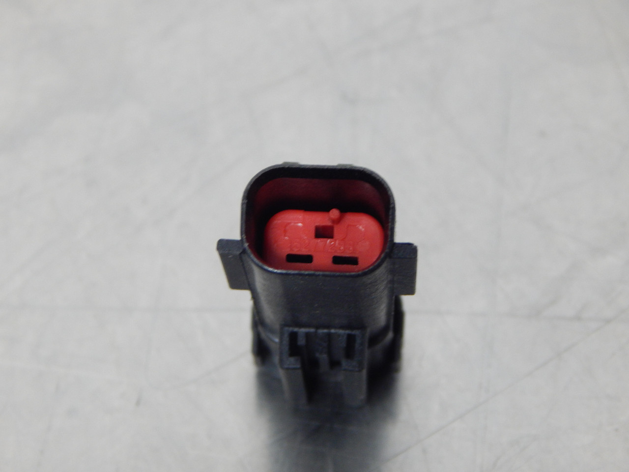 52772 CONNECTOR HOUSING M0754 - OCO Industrial