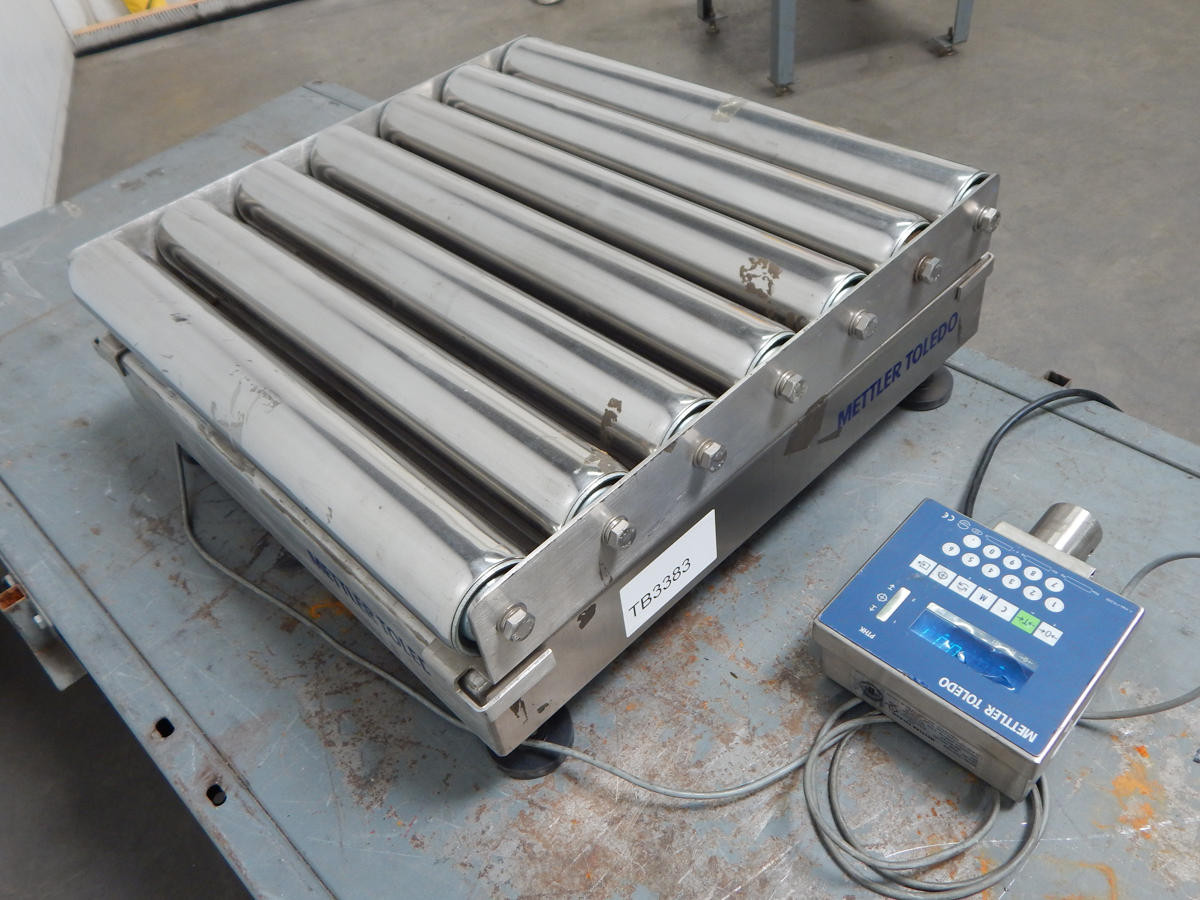 Mettler Toledo CB300 Roller Scale Conveyor 600 LBS