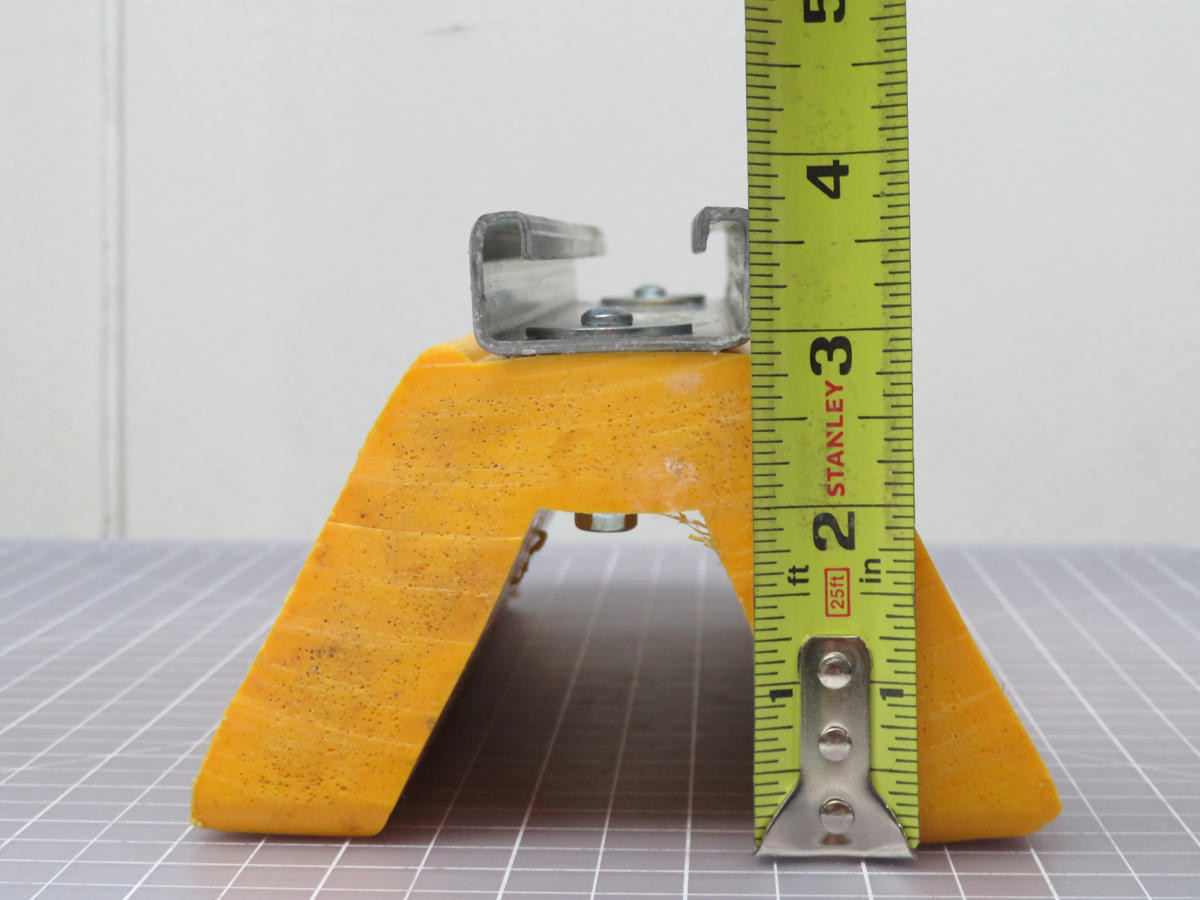 Yellow Pyramid Rooftop Support Blocks for Pipes/Conduit 8x5