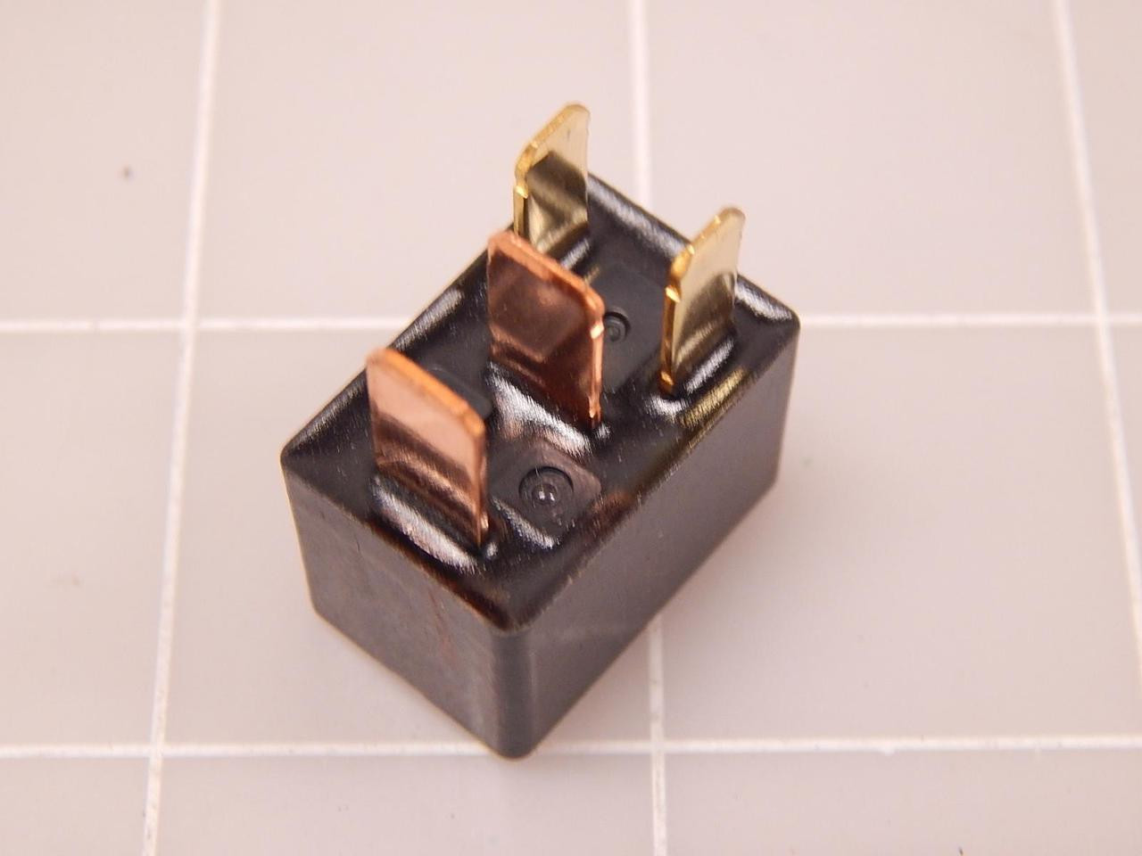25 Mazda K6021 ACVN51212 PE01 18 811 Relays - Get Now