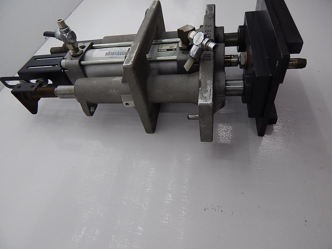 Bosch 0 822 223 005 Pallet Lift Transfer System - Get Yours