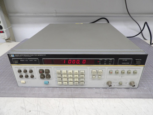 HP Synthesizer/Function Generator opt 02 3325A