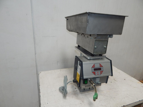 Used RNA ESR 2000 CONTROL AND RECTANGULAR HOPPER M3911 surplus at a ...