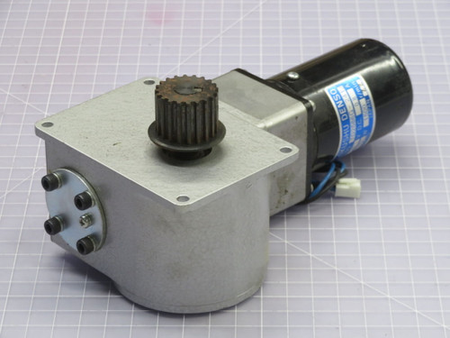 Used TOKUSHU DENSO TD2586G-24F GEAR MOTOR T249639 surplus at a great price
