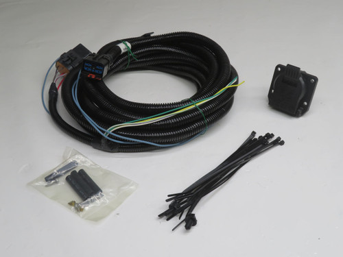 56038366AB GENUINE CHRYSLER 8221 0857 AC-001 7 WAY TRAILER CONNECTOR