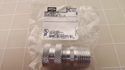 SHC1017 Hubell SHC1017 Cord Connector T24334