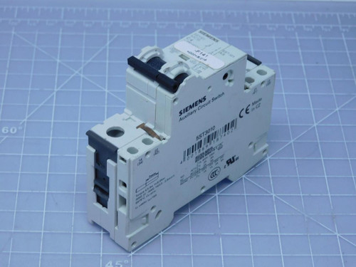 5SY6104-7 Lot of 24 Siemens 5SY6104-7 Circuit Breakers 1 Pole 4 A w ...