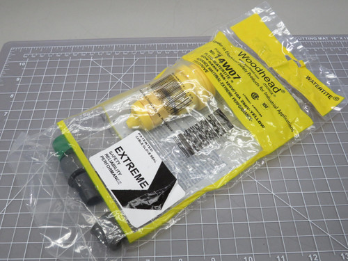 14W07 Woodhead 14W07 Watertite Plug 15A 125V/ 10 250V Yellow T165364