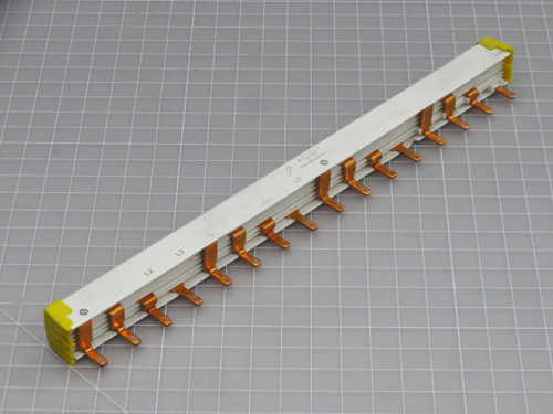 A9XPH424 Schneider A9XPH424 COMB BUSBAR 4P 100A 24MOD T203980