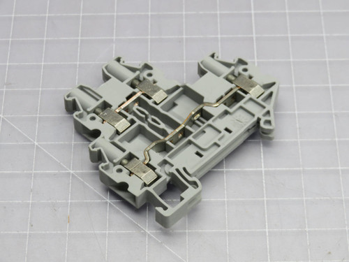 XBUTT4 LOT OF 50 EATON XBUTT4 DOUBLE-LEVEL TERMINAL BLOCK T231970