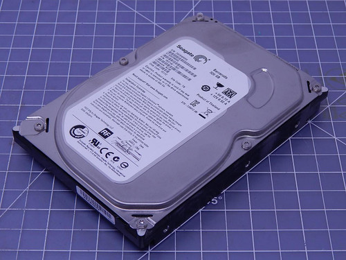 Used SEAGATE ST320DM000 320 GB SATA HARD DRIVE T108175 surplus at a ...