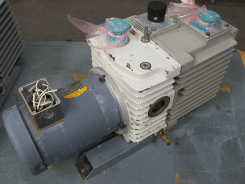 Leybold D30A Trivac Rotary Vane Vacuum Pump w Motor