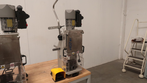 Used MECAL P107C BENCHTOP CRIMPING PRESS T172939 surplus at a great price