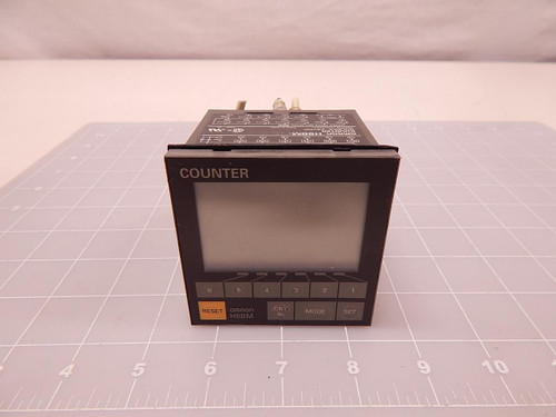 OMRON H8BM COUNTER 24 VDC T81088 - OCO Industrial