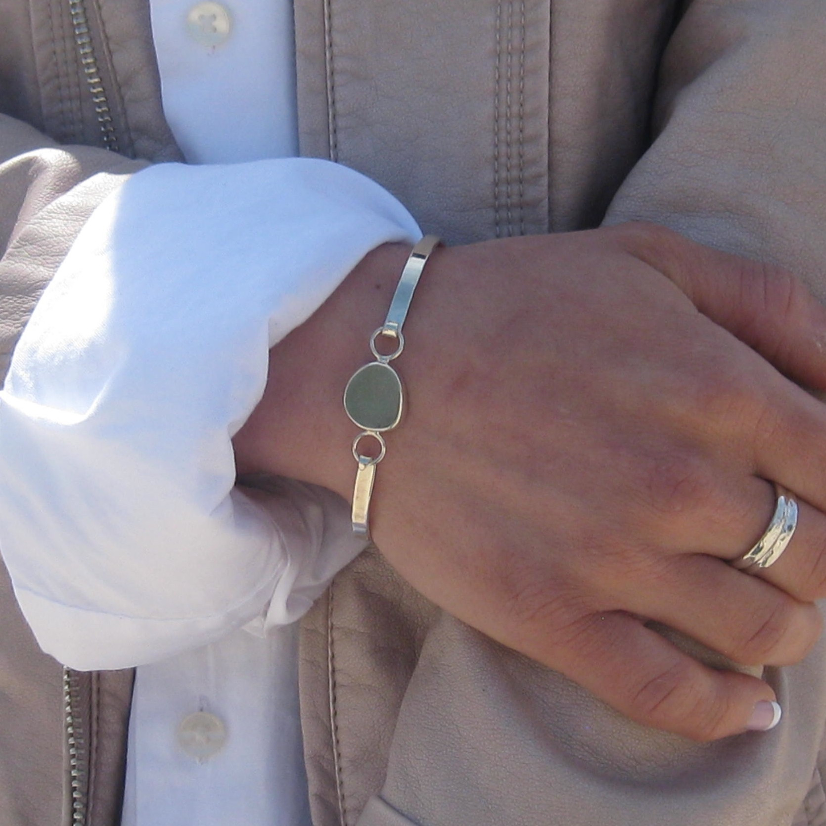 Bezel Set Hinge Bangle Bracelet