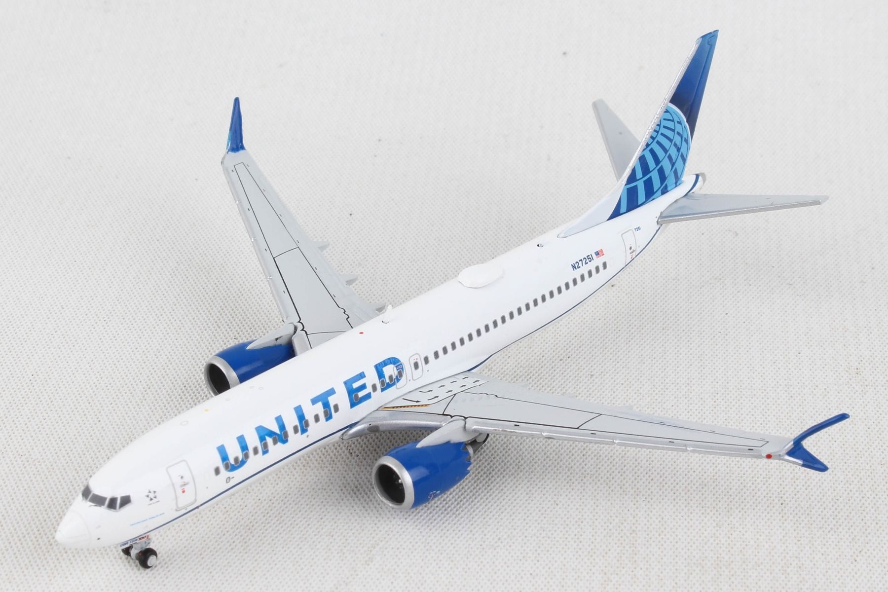 GeminiJets United 737MAX8 1/400 Reg# N27251 - Pilot Stuff Online