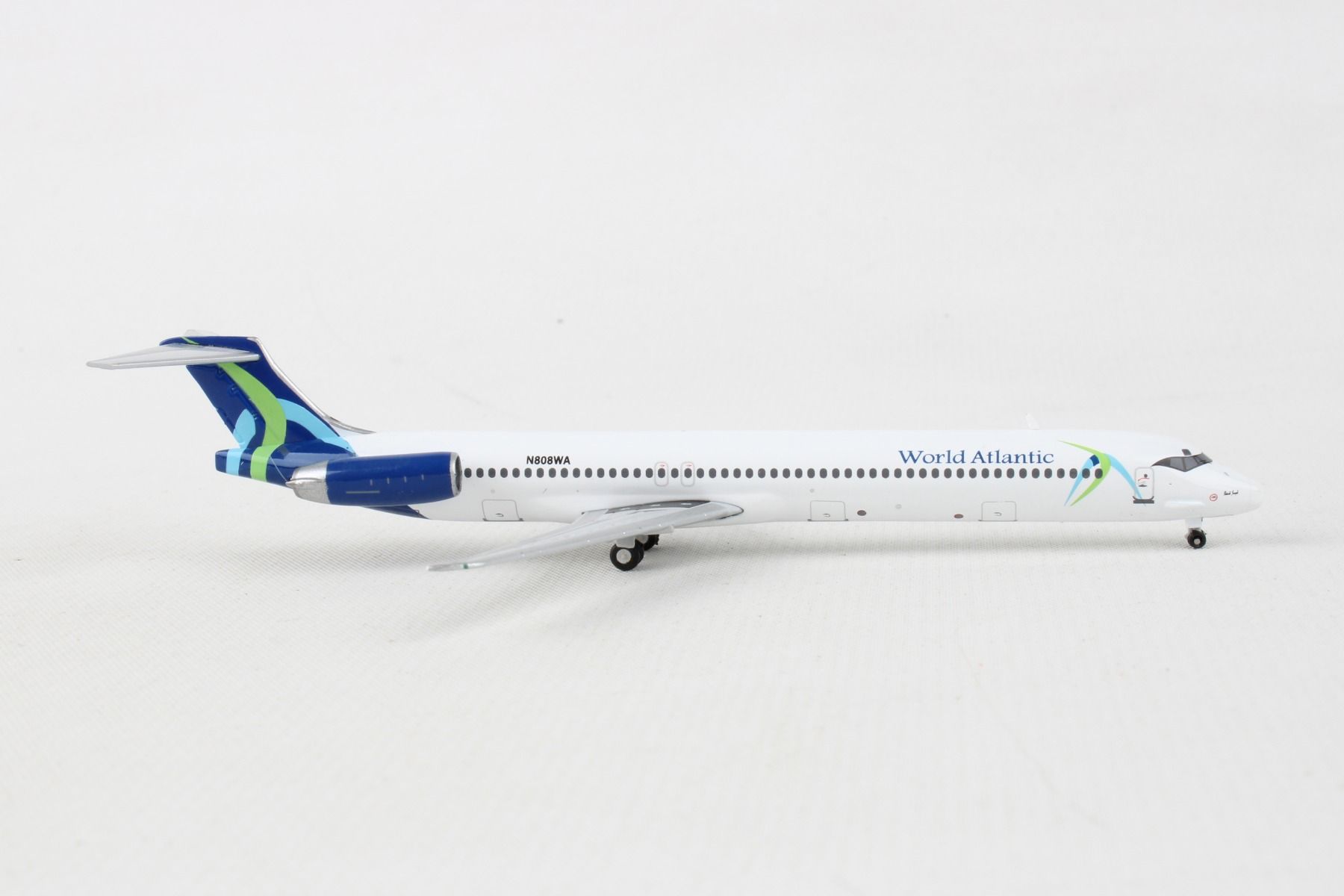 GeminiJets World Atlantic MD-80 1/400 Reg# N808WA - Pilot Stuff Online